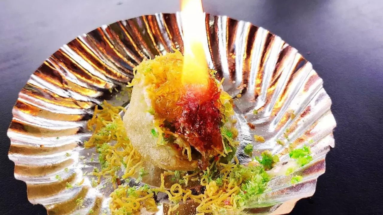 Different Types of Pani Puri: 12 Quirky Pani Puri Varieties To Surprise ...