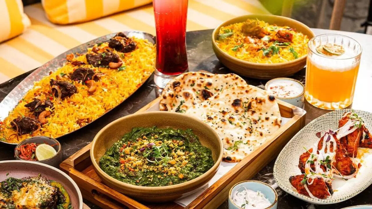 KKR Vs SRH: 8 Best Spots In Mumbai To Eat And Watch The Final Live Of ...