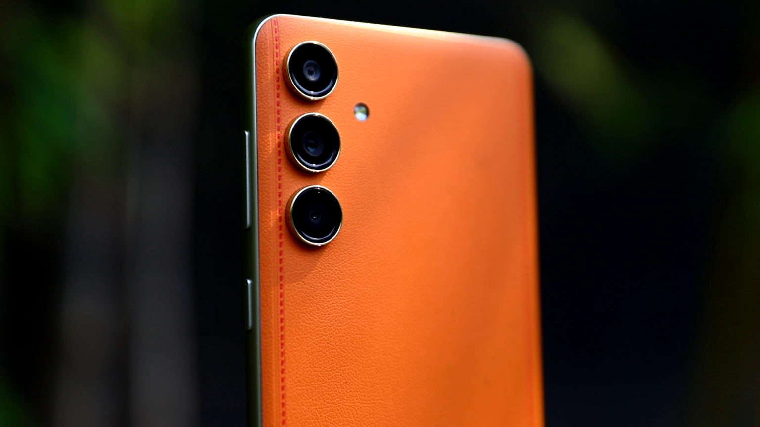 Samsung Galaxy F55 Review: Fresh Design But Same Experience | Times Now