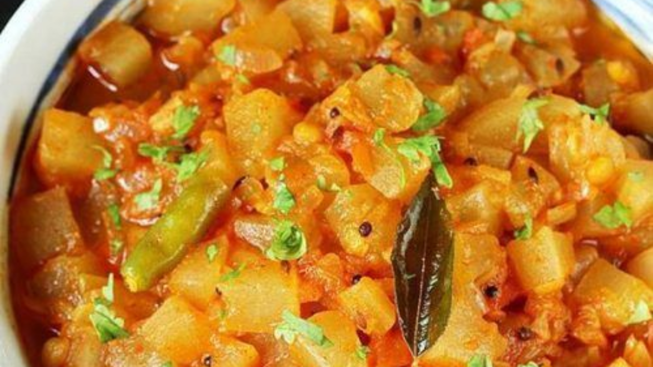 Lauki Tamatar To Pakhala- Beat The Summer Heat With These 7 Indian ...