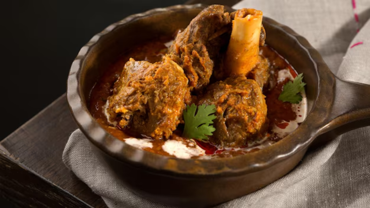 Indian Non-Vegetarian Breakfast Dishes To Try This Weekend: Mutton ...