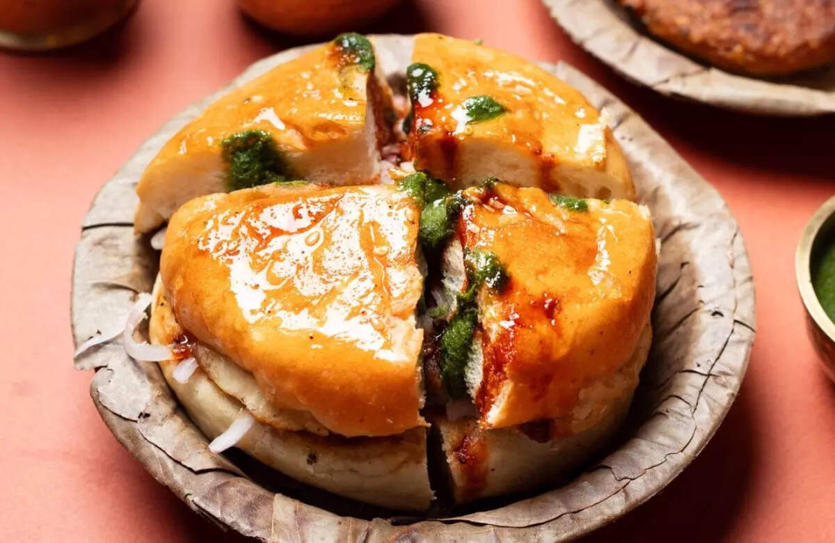 Dehradun Special- 8 Favourite Eateries Of Local Foodies You Must Visit ...