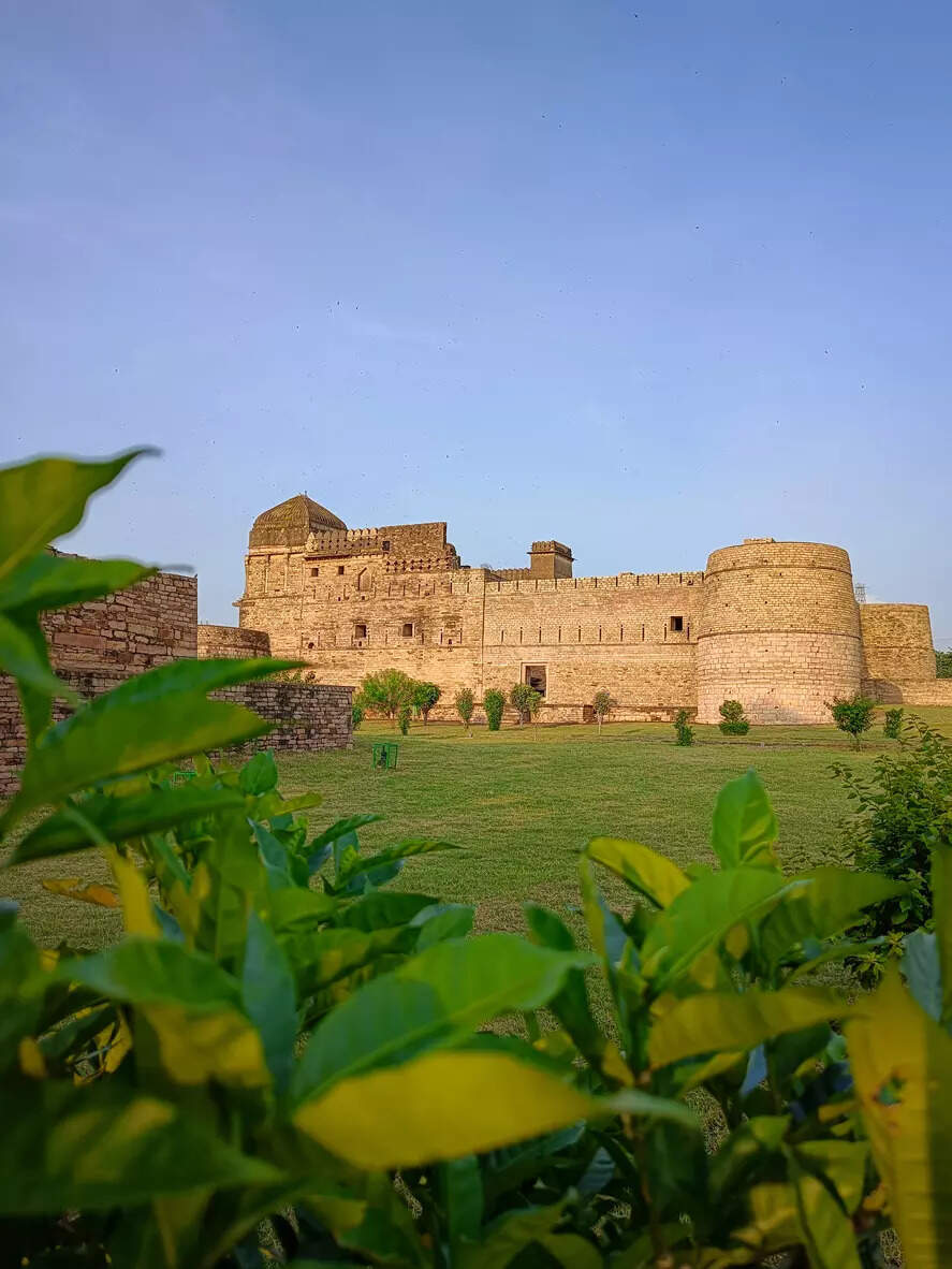 Best Forts to Visit in Madhya Pradesh: A Guide To The State's Most ...