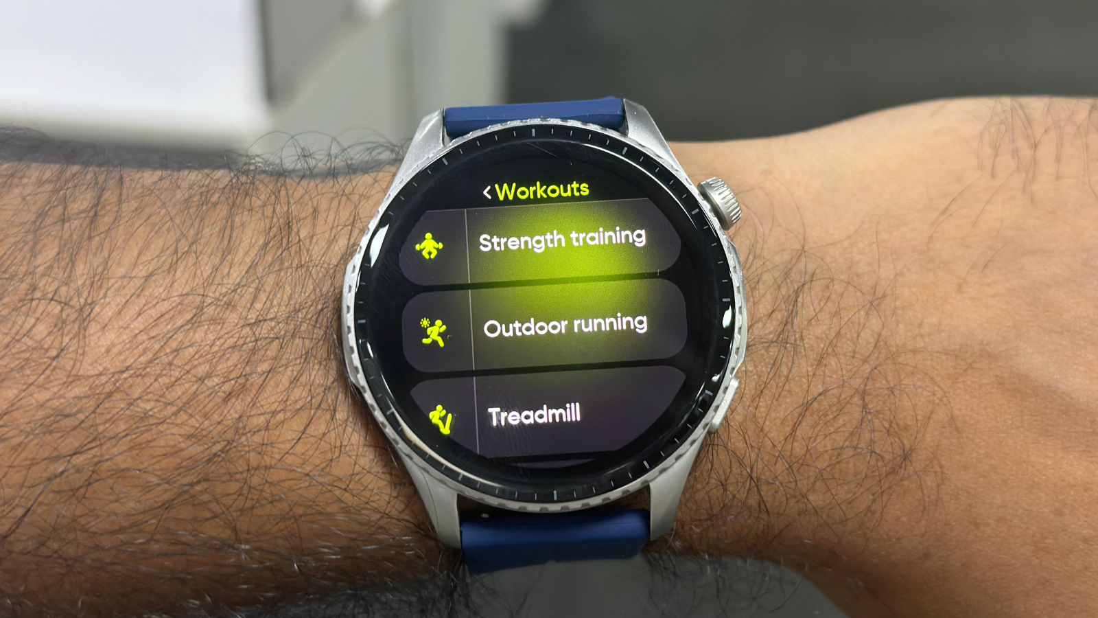 NoiseFit Origin Smartwatch Review: 4 Reasons To Buy, 1 To Skip | Times Now