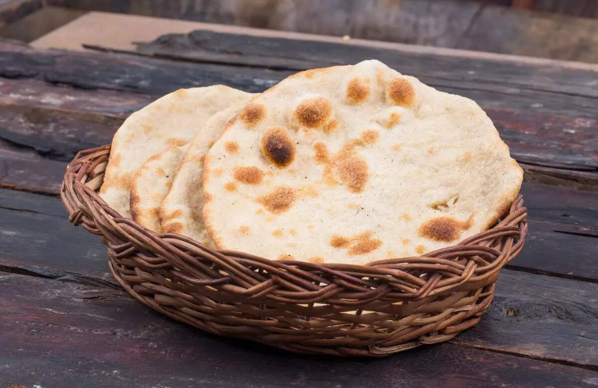Rice Or Roti, Which Is Better For A Low-Calorie Dinner? | Times Now