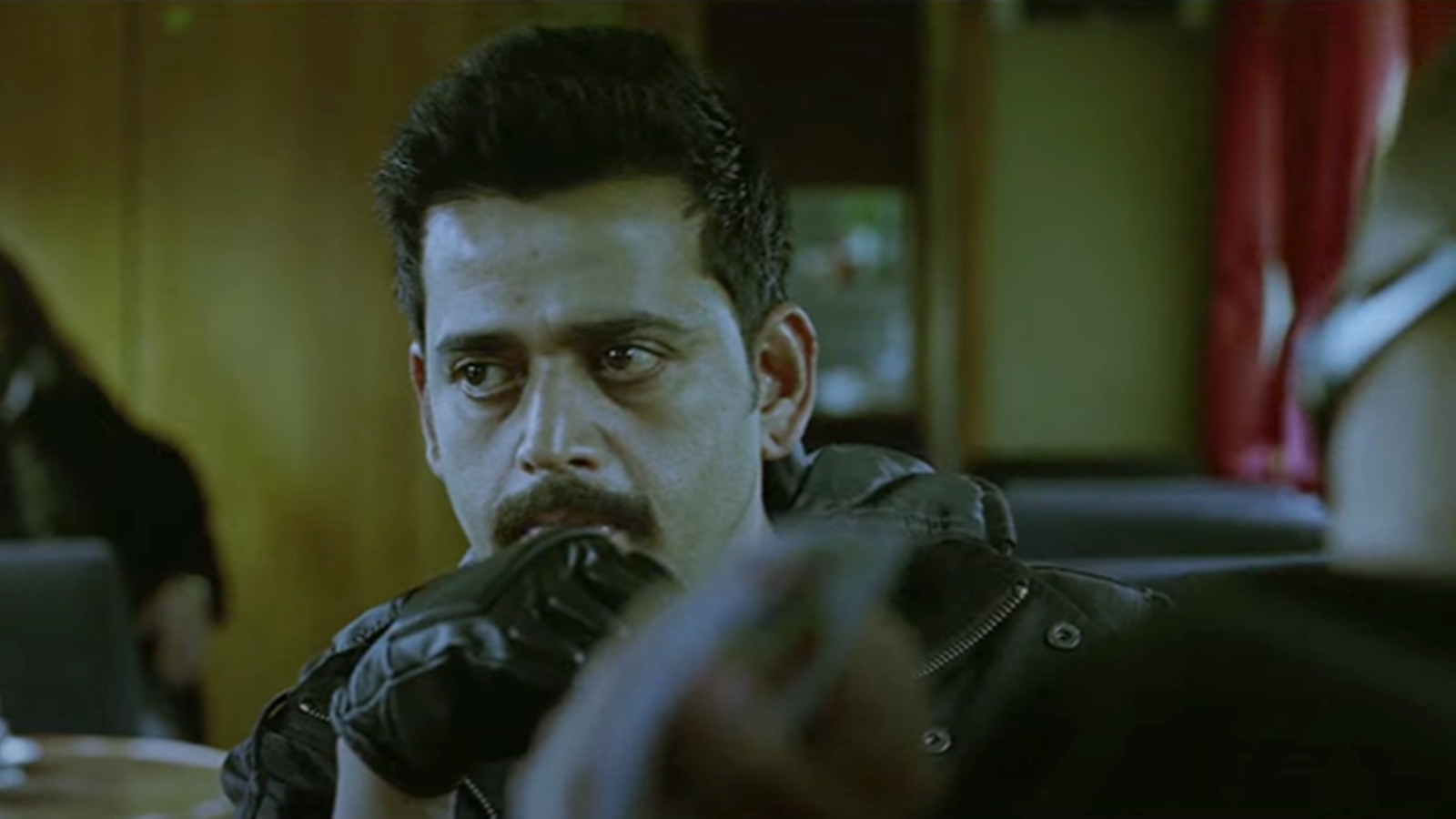 Ravi Kishan Birthday: Phir Hera Pheri To Raavan, 7 Hindi Film Roles We ...