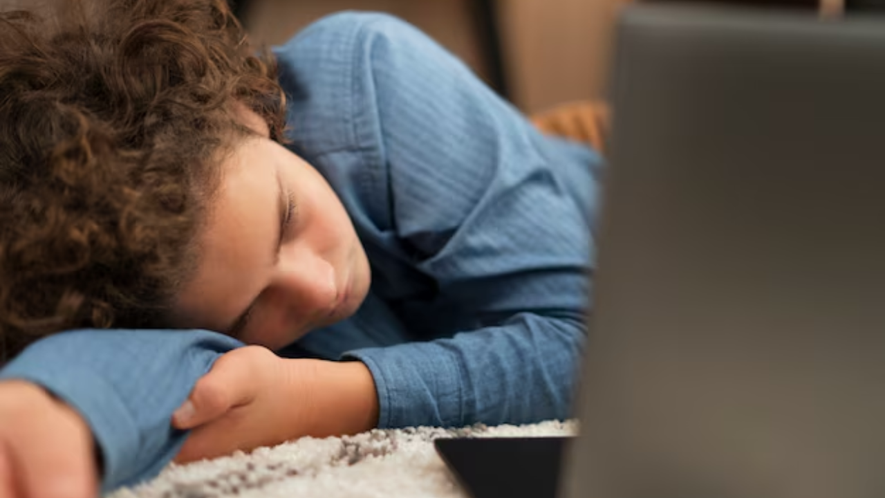 Tips To Motivate Lazy Teens: 8 Ways To Handle Your Teenagers When They ...