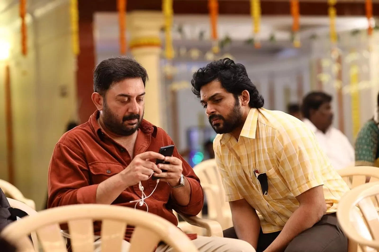 BTS Stills From Karthi-Arvind Swami's Meiyazhagan Released Online ...
