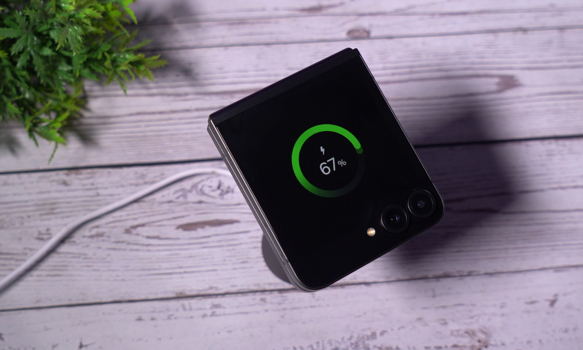 Samsung Galaxy Z Flip 6 Review: Flip Off, Rivals! | Times Now