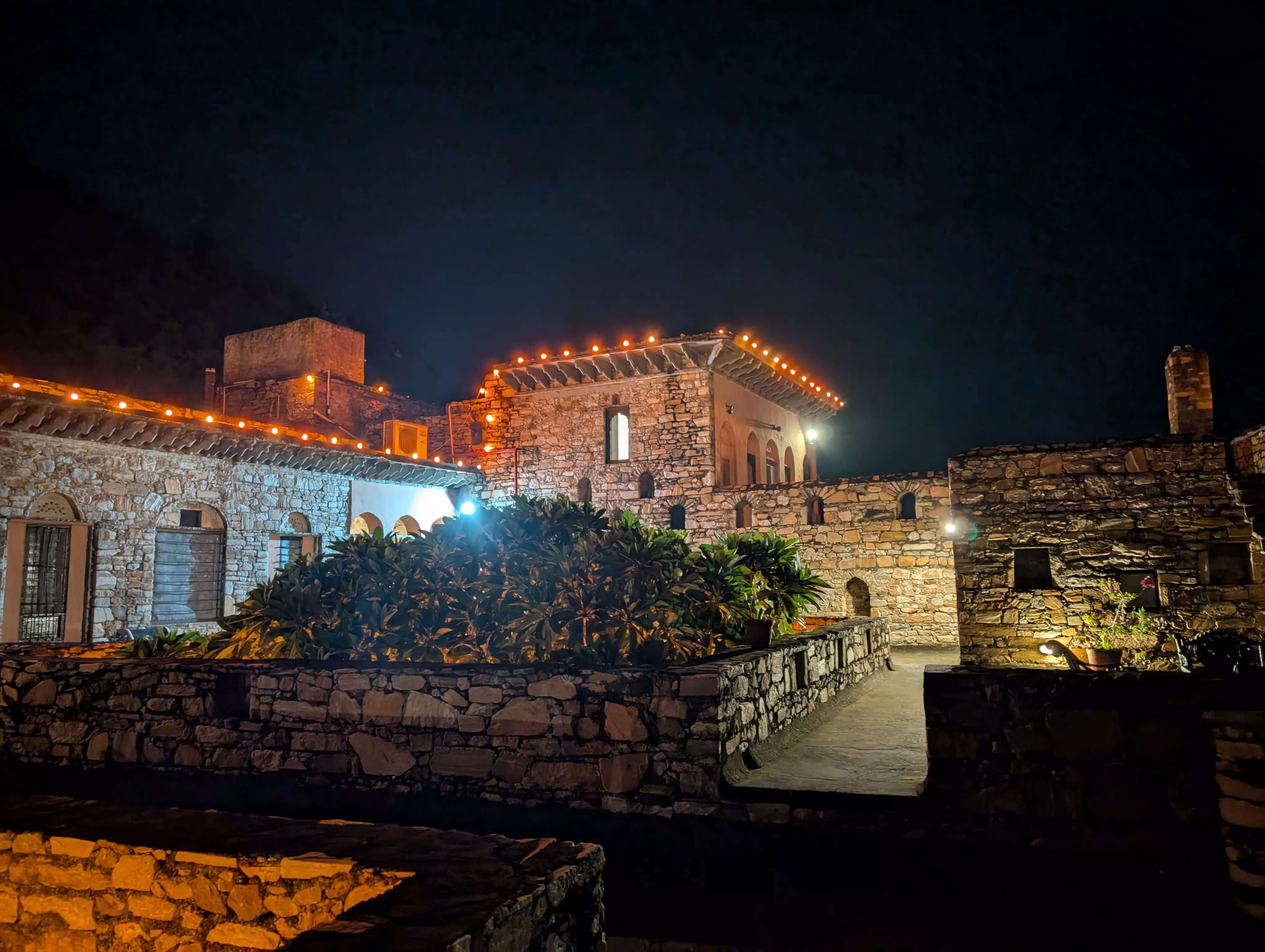 Google Pixel 9 Pro XL Review: Heavy On AI...And, On The Pocket | Times Now