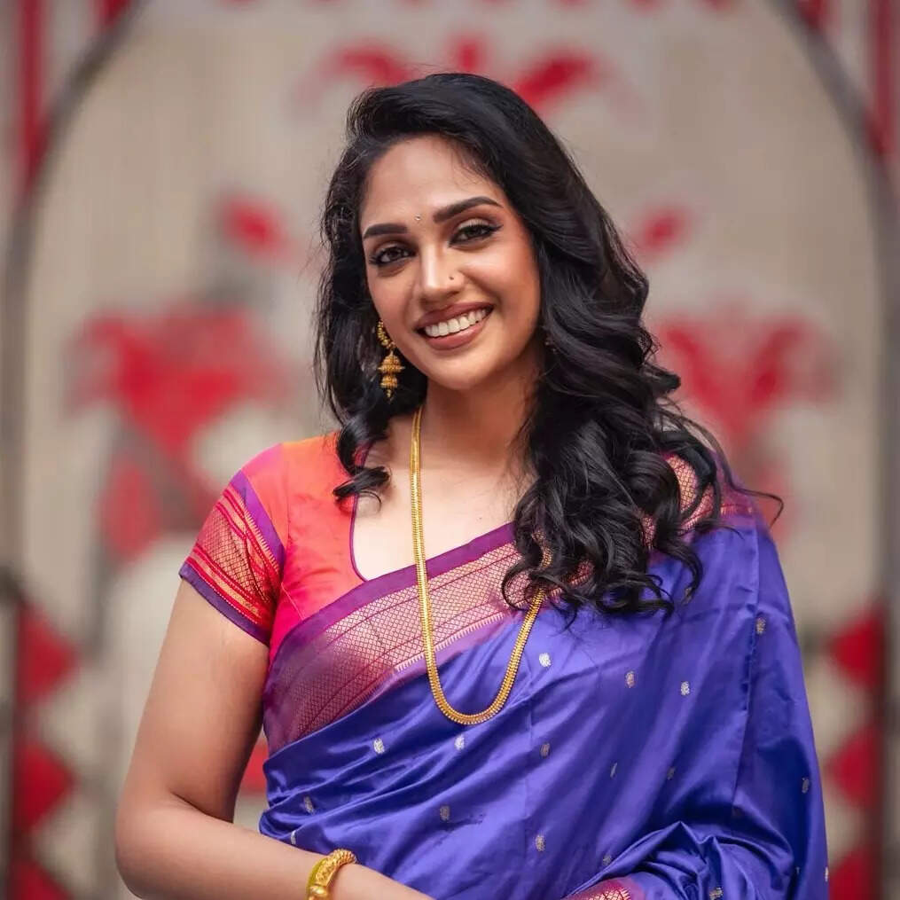 Durga Puja 2024 Special: ‘She Is The Ultimate Mother’ Says Mumtaz ...