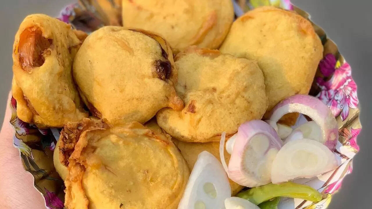 Surat Food Guide: 5 Food Bloggers From Surat Recommend Best Restaurants ...