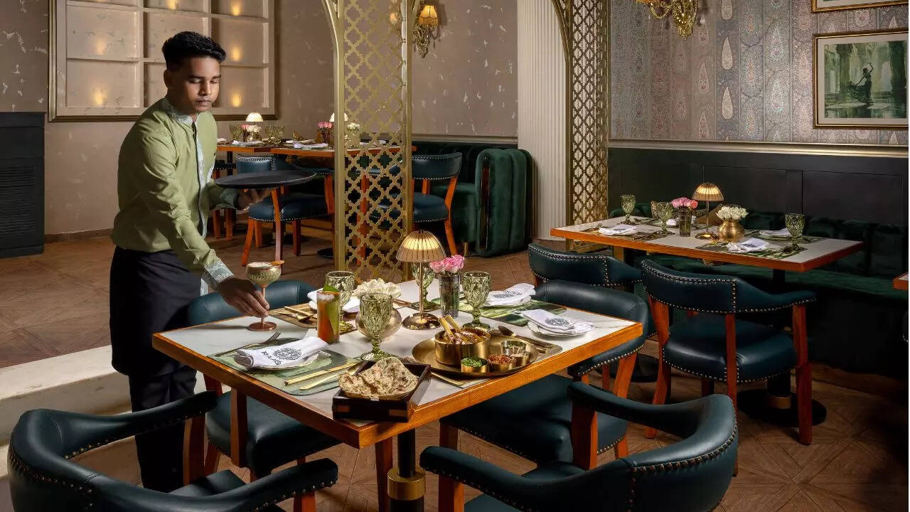 Fine Dining Restaurant In Rajouri Garden: Fine Dinging Gets A Classical ...