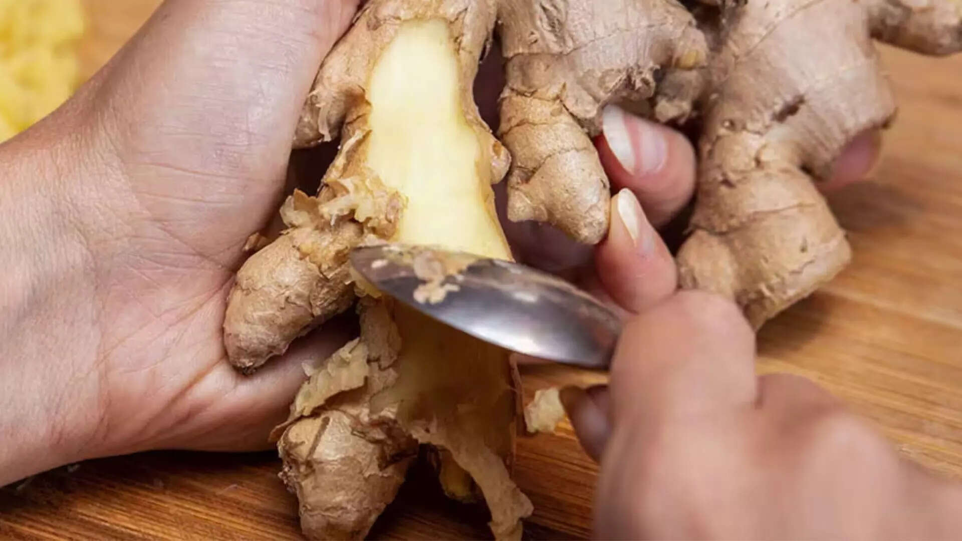 How to Peel Ginger Easily: ಶುಂಠಿಯ ಸಿಪ್ಪೆ ತೆಗೆಯುವ ಅತ್ಯಂತ ಸುಲಭ ವಿಧಾನ ಇದು ...
