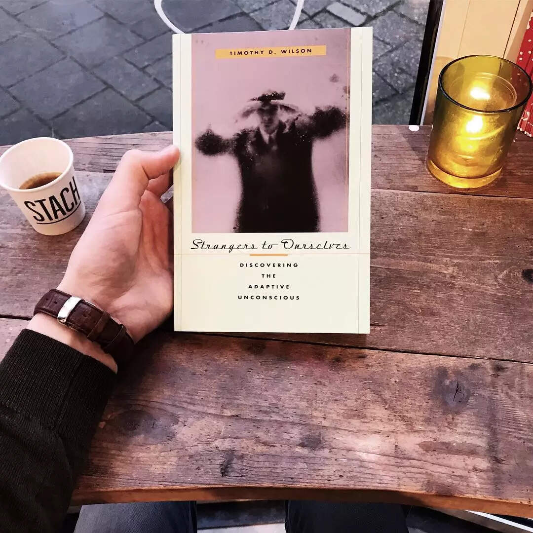 Best Pyschology Novels To Read: 10 Psychology Books That Help You ...