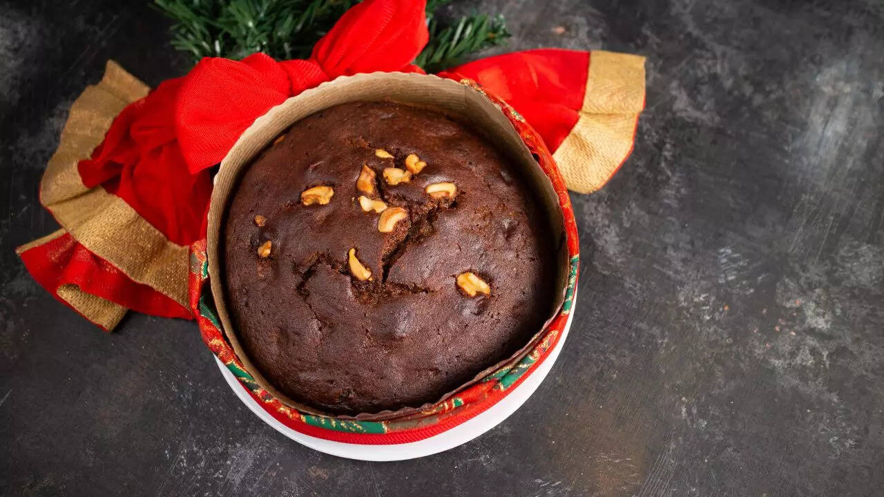 Do You Know How Plum Cake Became A Part Of Christmas Celebration And ...