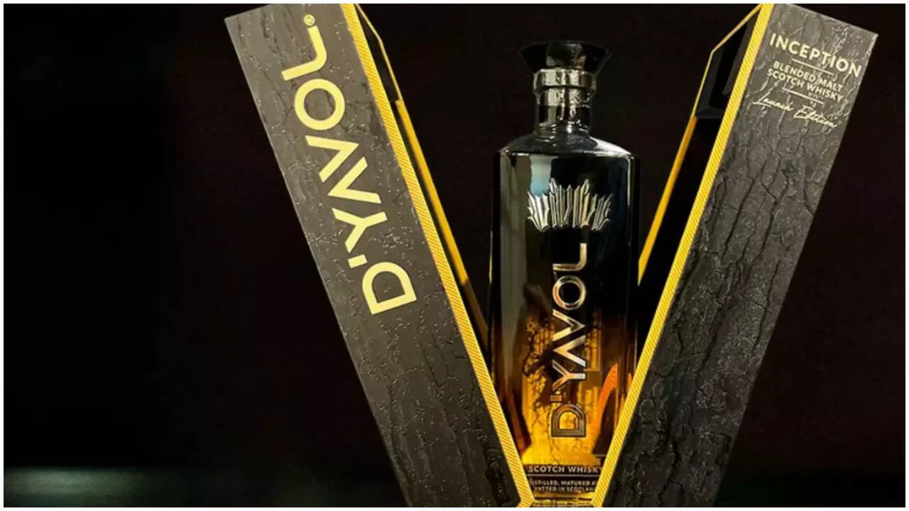 Shah Rukh Khan And Son Aryan Khan's Whiskey Brand D'YAVOL Named As ...