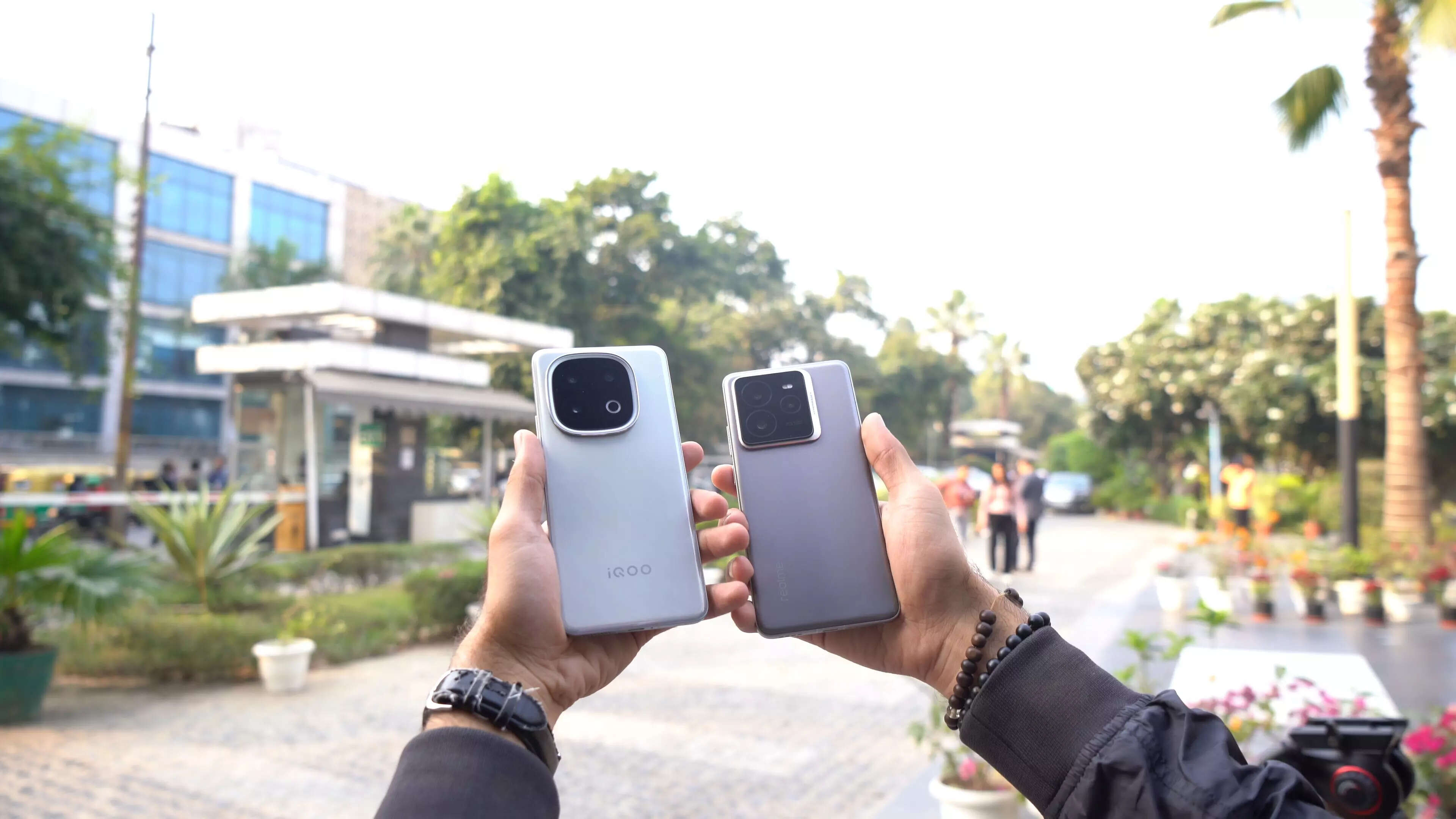 IQ00 13 Review: Specifications, Performance, Camera and Launch Price at ...