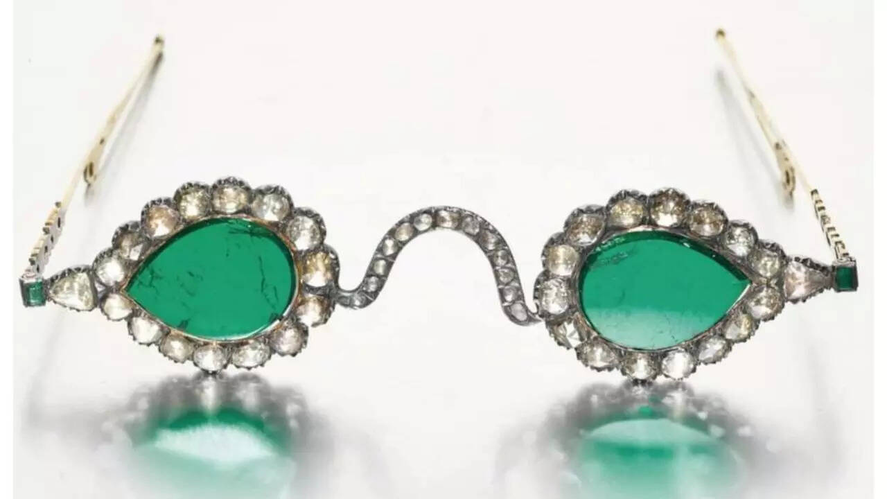 Mughal Emeralds: Mughal Emperors' Obsession With Emerald Was One For ...