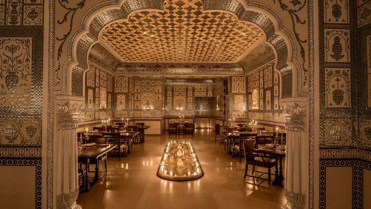 Floating Tables To Jungle Treks, 7 Unique Dining Experiences Across ...