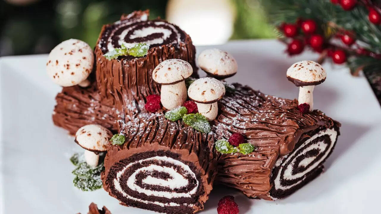 7 Traditional Christmas Desserts Around The World To Sweeten Your ...