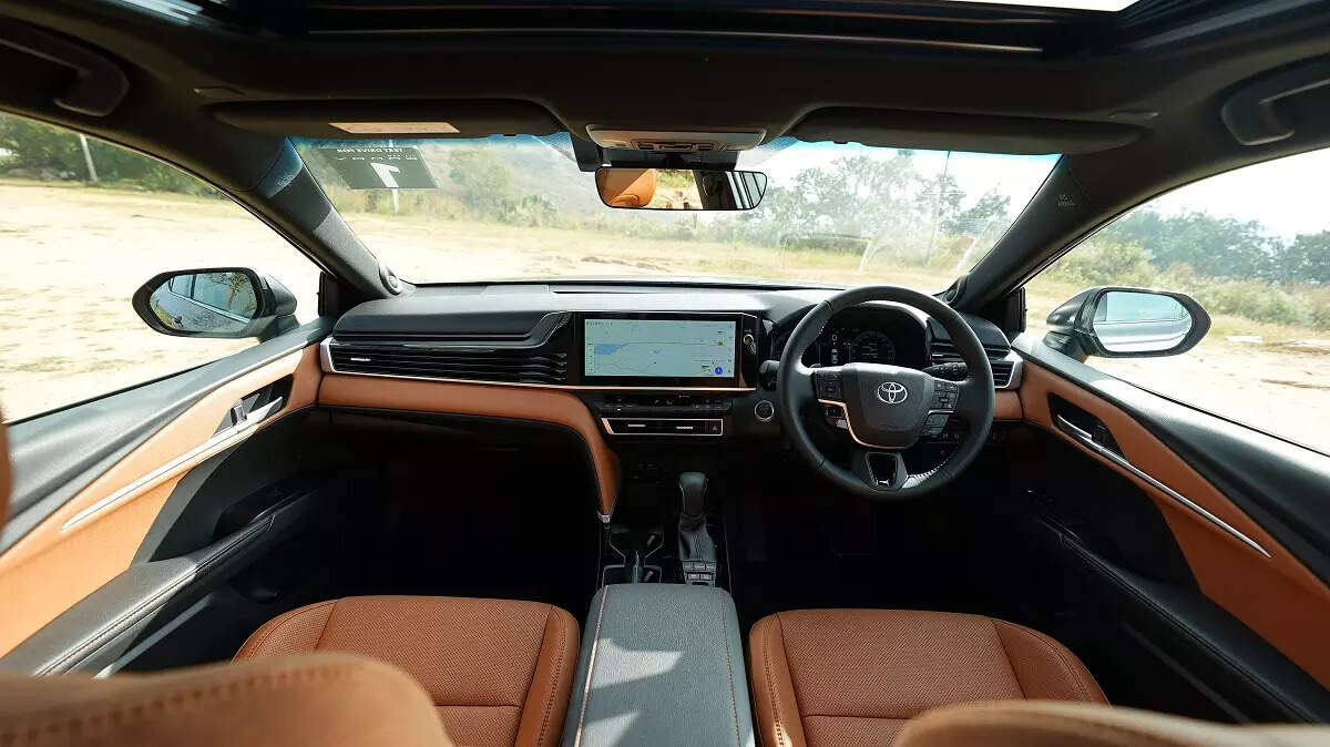 2025 Toyota Camry: First Drive Review – Hybrid Efficiency Meets Premium ...