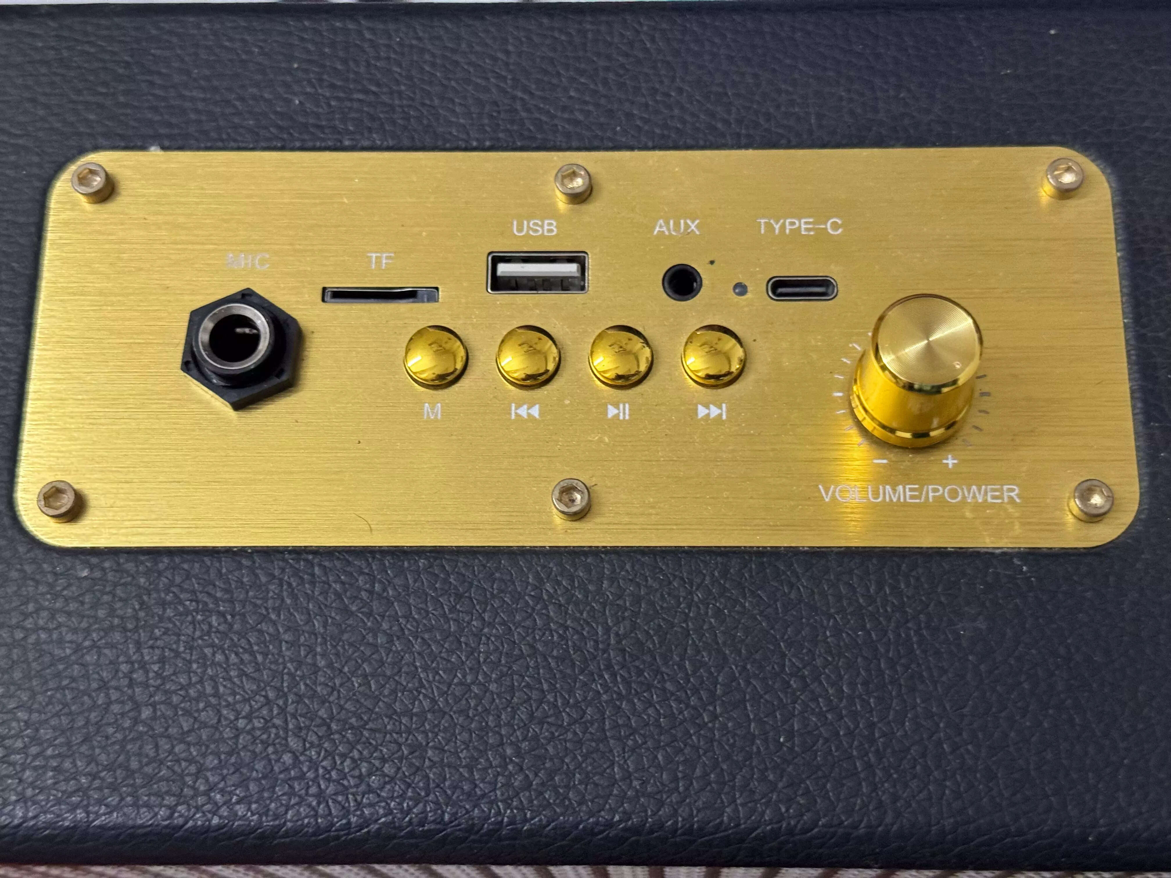 Boult RetroAmp X60 Review: Affordable Speaker With Vintage Charm ...