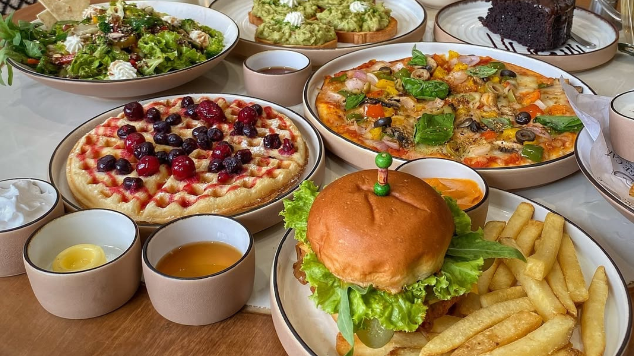 8 Budget Friendly Cafes Near Connaught Place For Affordable Breakfast ...