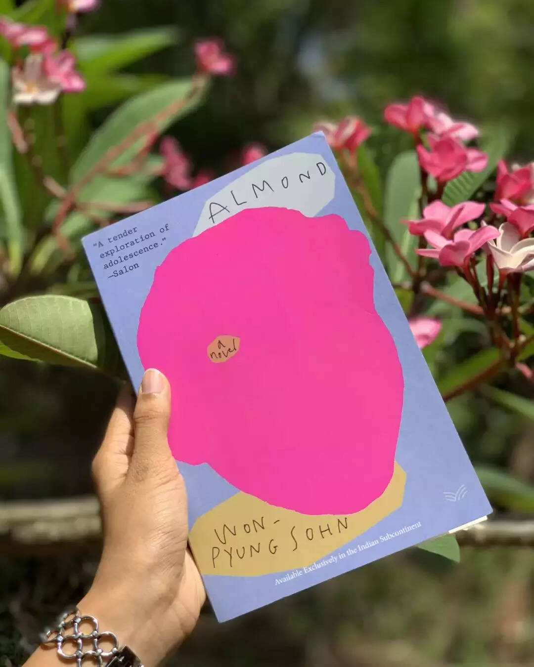 10 Books That Secretly Teach You Life Lessons While Blowing Your Mind ...