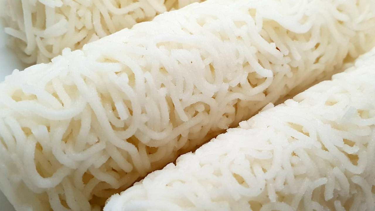 Mani Puttu Recipe For Breakfast, This Srilankan Steamed Rice Noodle Is ...