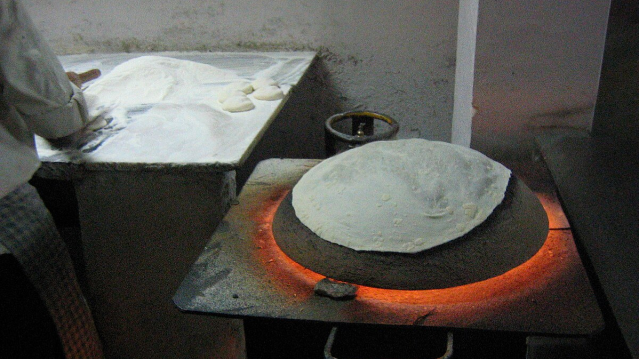Rumali Roti History And Origin: Did You Know Mughals Created Rumali ...