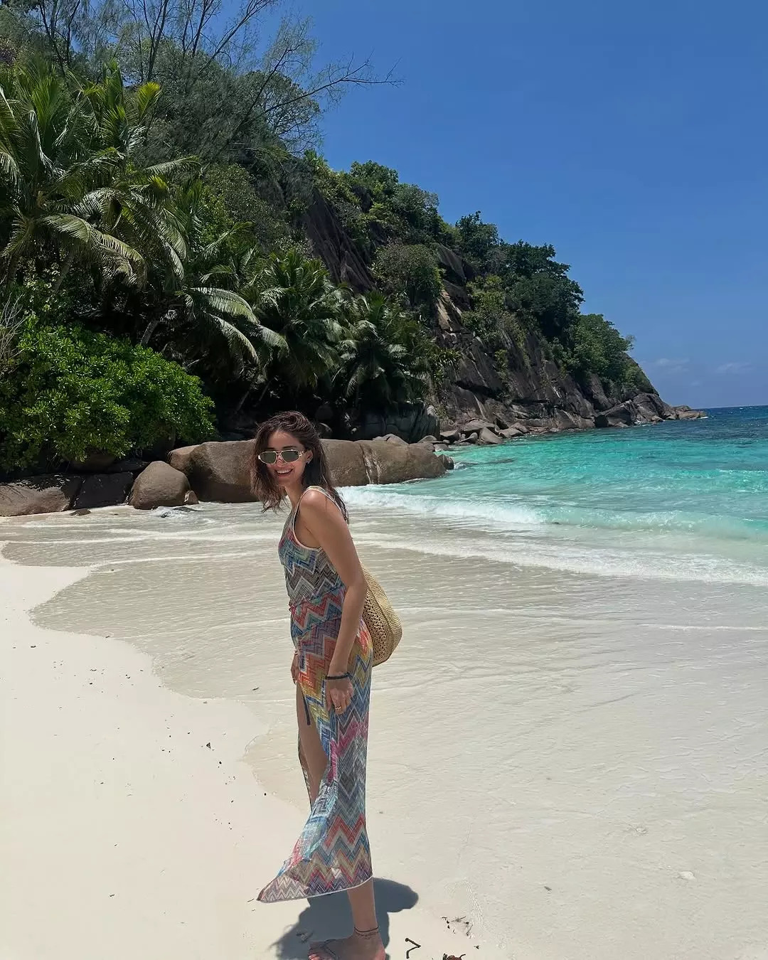 Ananya Panday’s Sizzling Bikini Style Gives Us Major Beach Vacation FOMO