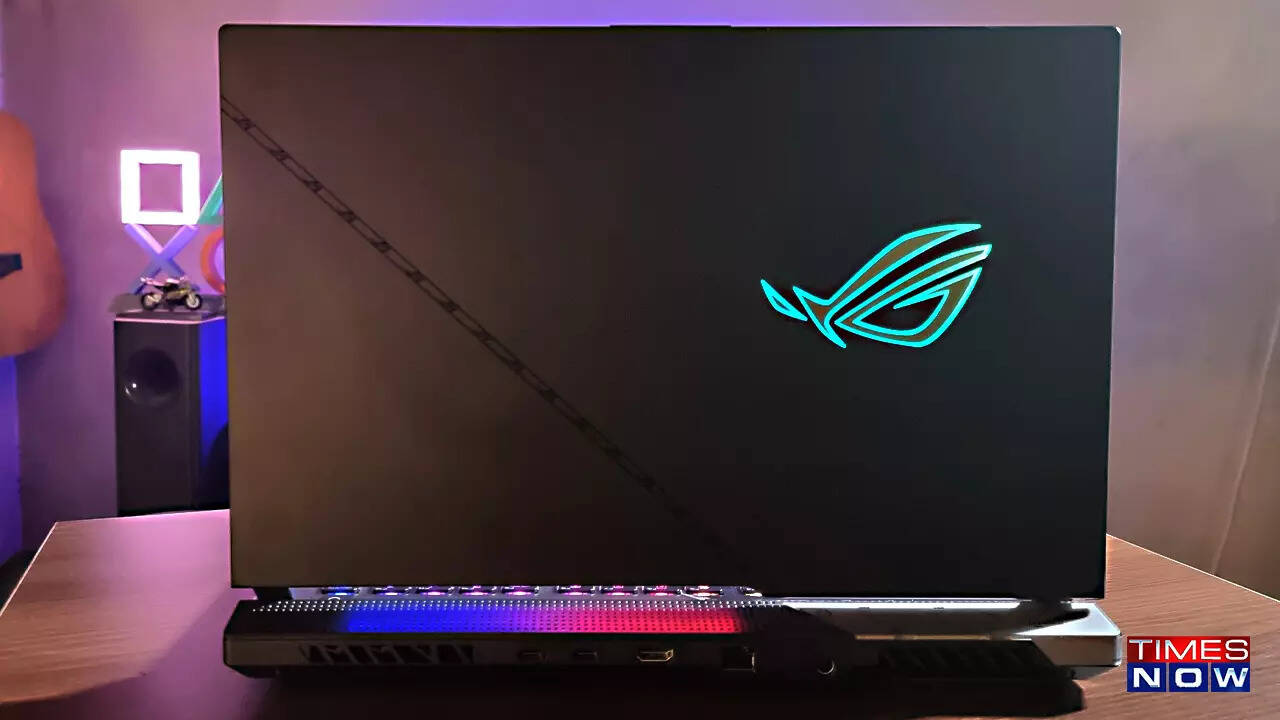 Strix Scar: Review: 2022 Asus ROG Strix Scar 15 (G533) | Technology ...