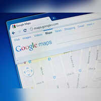 Google Maps crashes, users struggle for directions