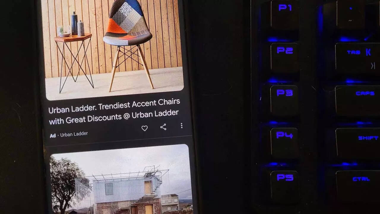 Google tests like counter on Google Discover Feed articles Google tests like counter on Google Discover Feed articles