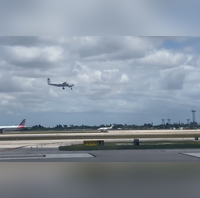 Viral video | Passenger with no flying experience lands plane after ...