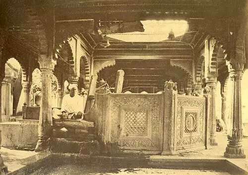 First picture of the Gyanvapi mosque area where Shivling was ‘found ...