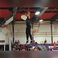 Guinness World Record: US teen walks 640 feet on tightrope wearing high ...