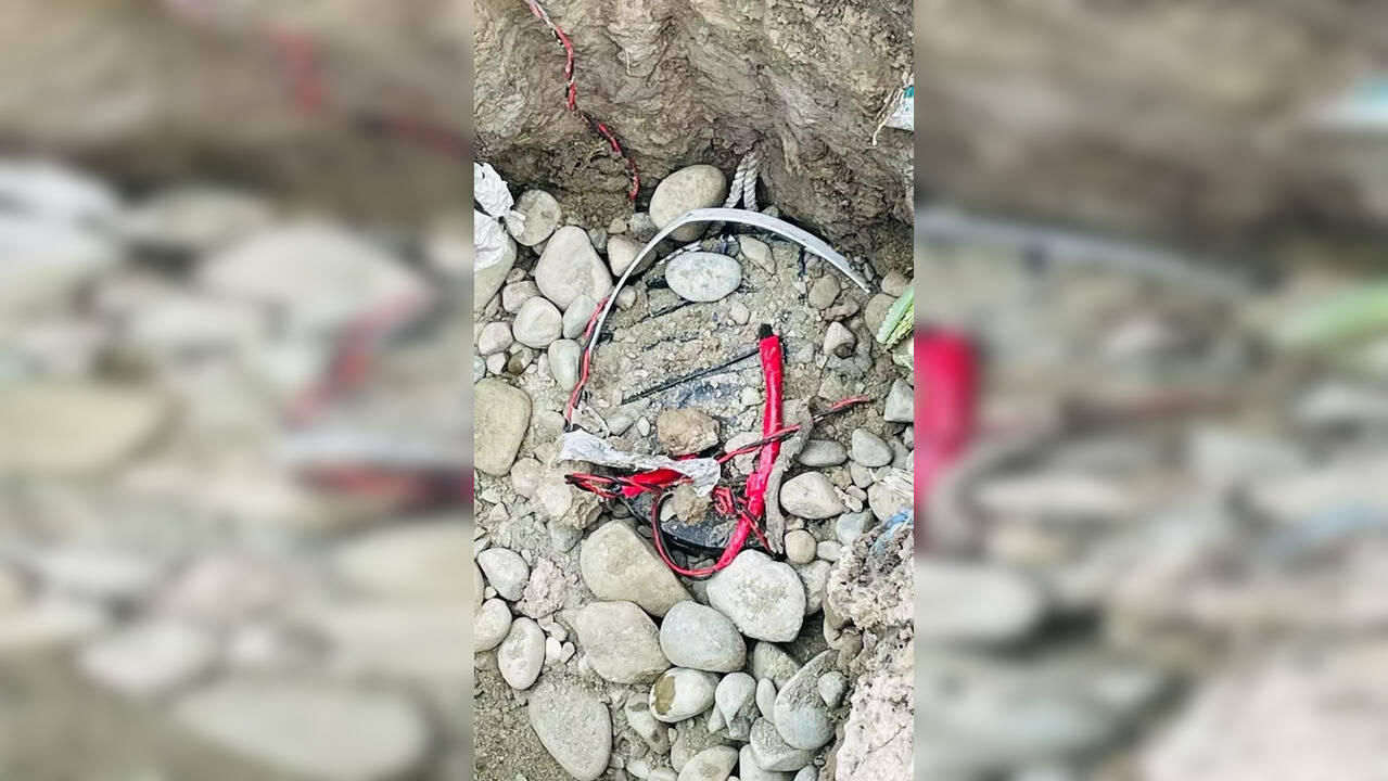 J&K: Suspicious object believed to be IED found in Baramulla, bomb ...