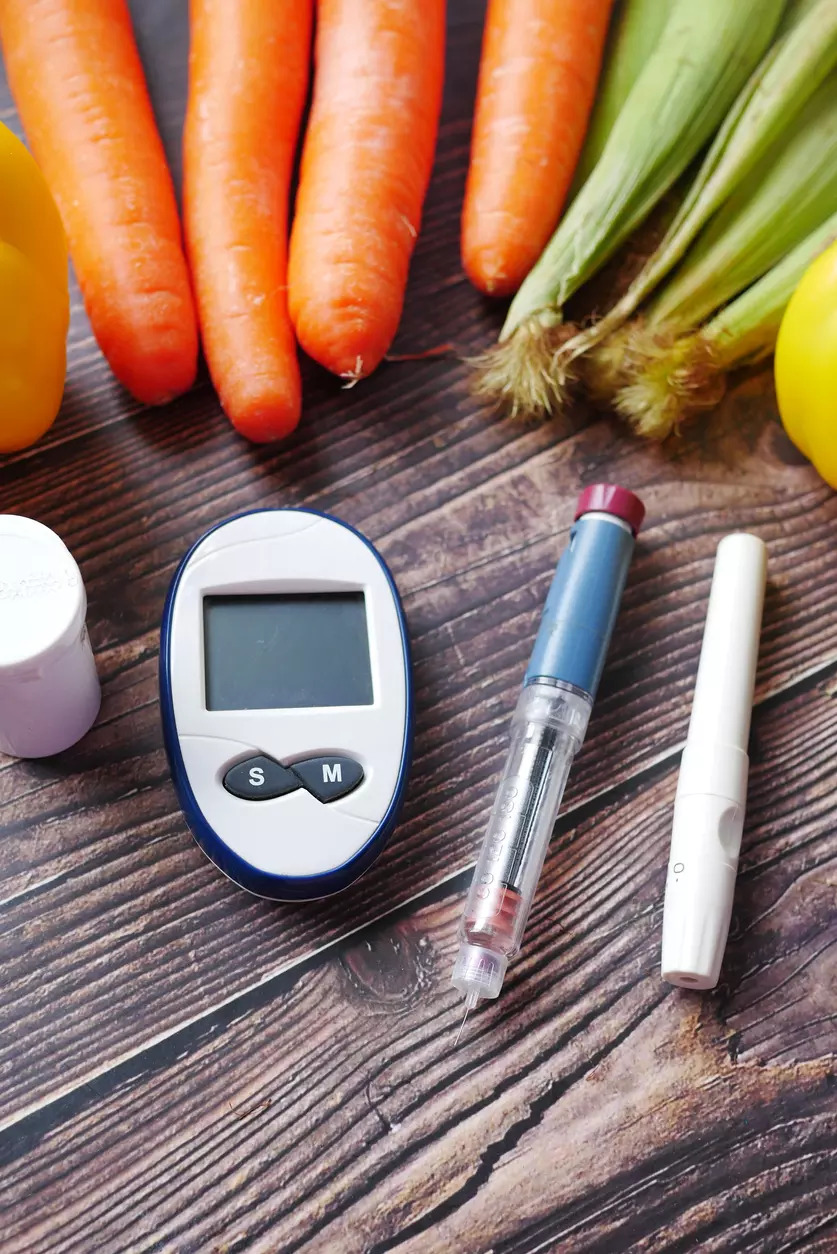 Diabetic Munch On These Healthy Snacks