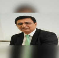 Vodafone Idea appoints Akshaya Moondra as CEO, to succeed Ravinder Takkar