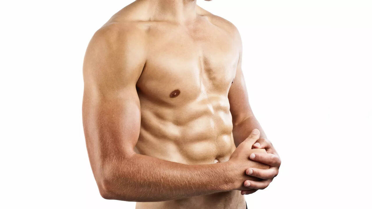 Here is why you should not aim for 6-pack abs