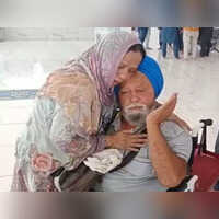 Separated during Partition, Indian Sikh brother meets Pakistani Muslim ...