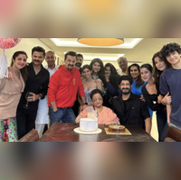 Janhvi Kapoor goes through FOMO as she misses family celebration of Dadi Nirmal Kapoor's 88th ...