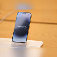 iPhone 14 Pro Max sets 15 display performance records, gets best smartphone display award from ...