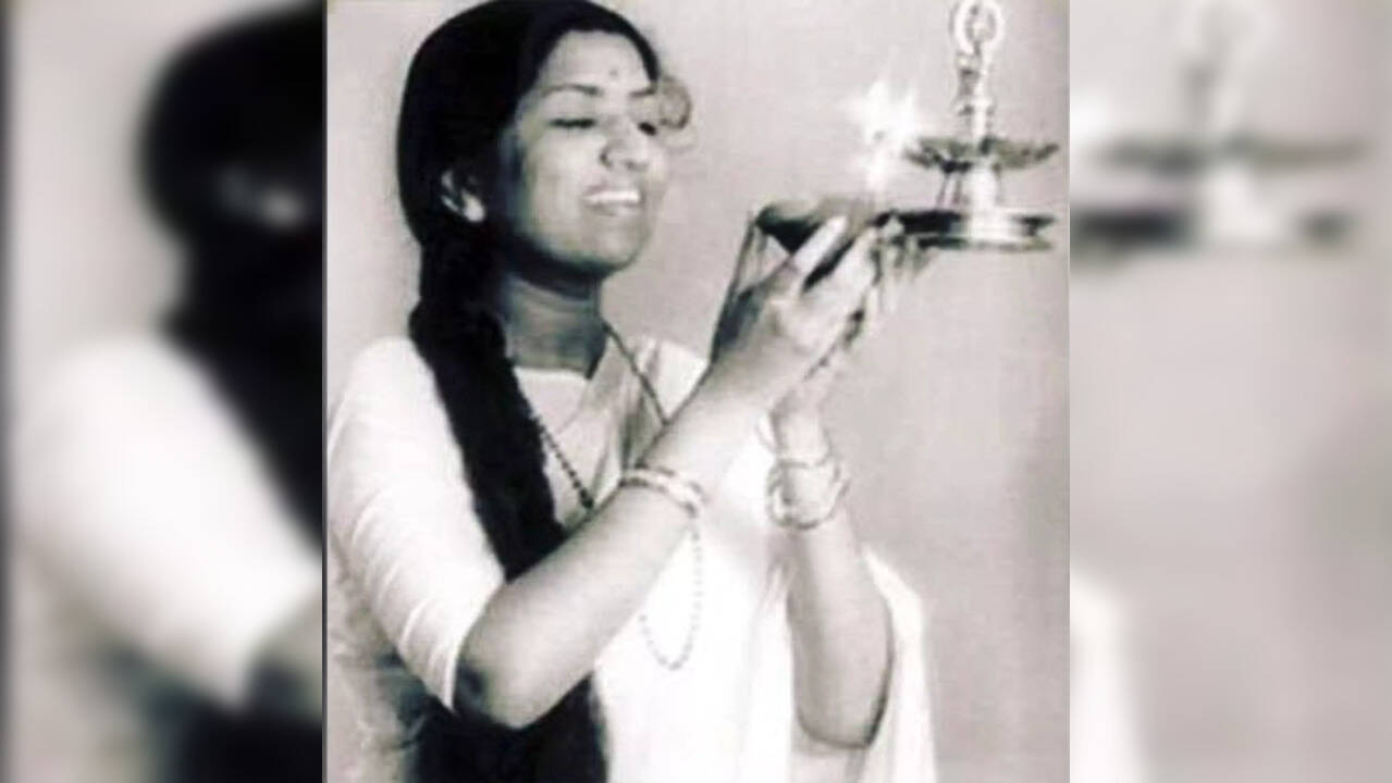 Lata Mangeshkar Birthday: The nightingale of India had a career ...