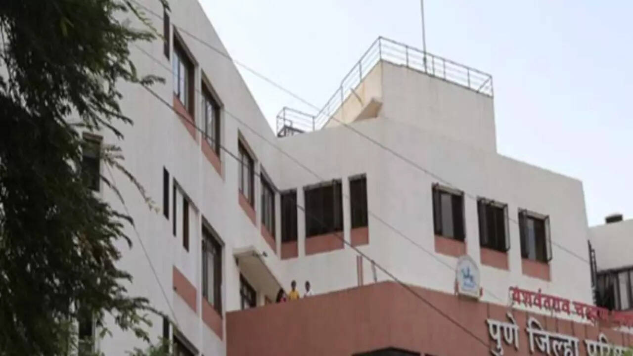 Pune ZP plans to build memorial for staffers who died fighting Covid-19 ...