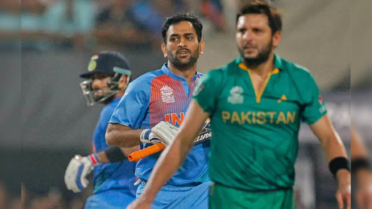 'Dhoni ke daur me...Pakistan ko side main rakh diya tha': Shahid Afridi ...