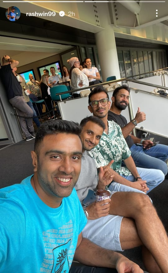 India's T20 World Cup squad attends Eng-Aus 1st T20I in Perth ...