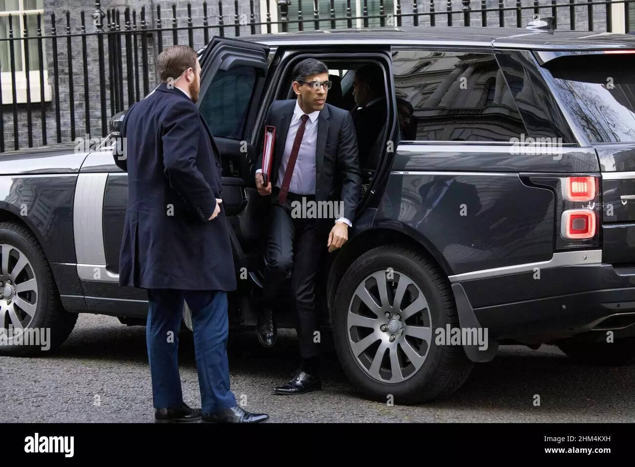 Car collection of Rishi Saunak, UK's first prime minister with India ...